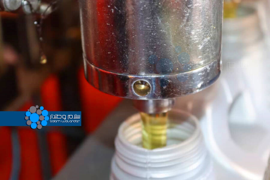 فراه کې یوه کارخونه د ورځې «۱۲» ټُنه مبلایل تولیدوي - SALAM WATANDAR