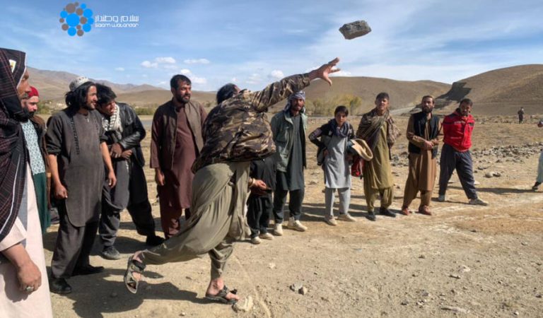 میدان‌وردګ کې ۶۰کلن لوبغاړي د تیږې اچونې سیالیو اتلولي وګټله - SALAM ...