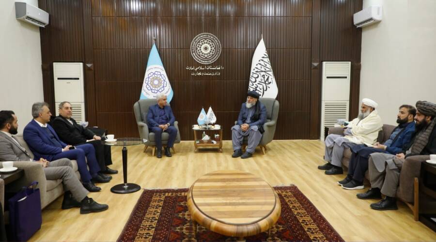 عزیزی ایران هیئتی بیلن سودا توارلری تیمیر یولی آرقه‌لی اروپا گه انتقال ...